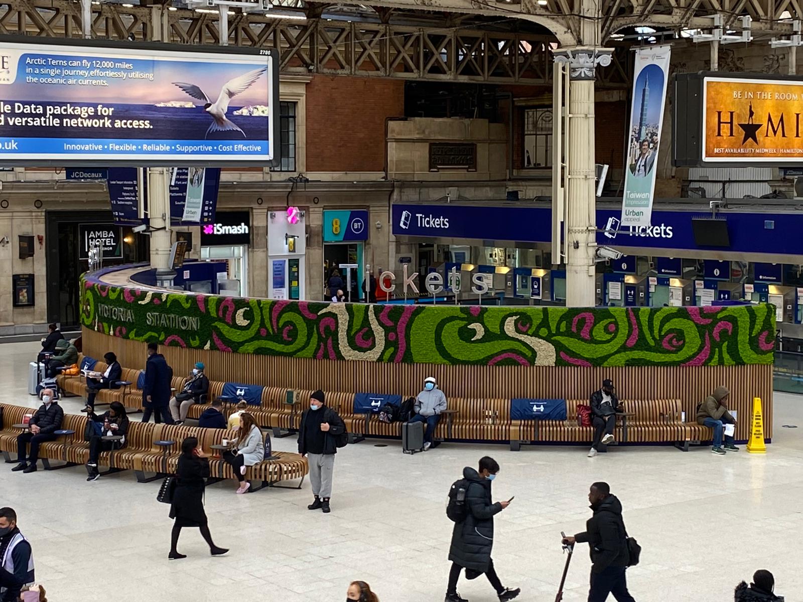 VICTORIA STATION - LIVING WALL PROJECT - AW GROUP